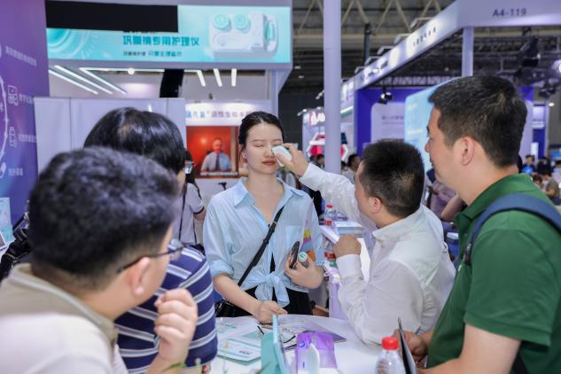 极目生物iTEAR睦沁®自身泪液促泌仪亮相2024CCOS医药新闻-ByDrug-一站式医药资源共享中心-医药魔方