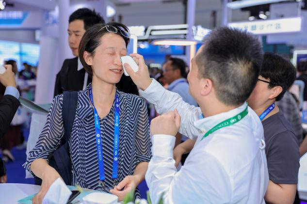 极目生物iTEAR睦沁®自身泪液促泌仪亮相2024CCOS医药新闻-ByDrug-一站式医药资源共享中心-医药魔方