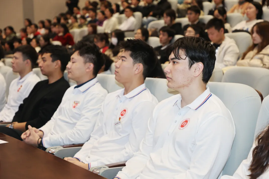 新医学子对话英雄：曹秀群医药新闻-ByDrug-一站式医药资源共享中心-医药魔方